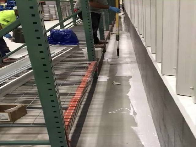 Line striping and perimeter marking: floor marking requirements