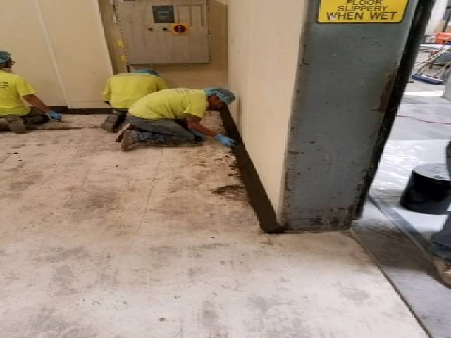 UCRETE® UD200 & RG Cant Cove Installation -Surface Solutions, Inc.